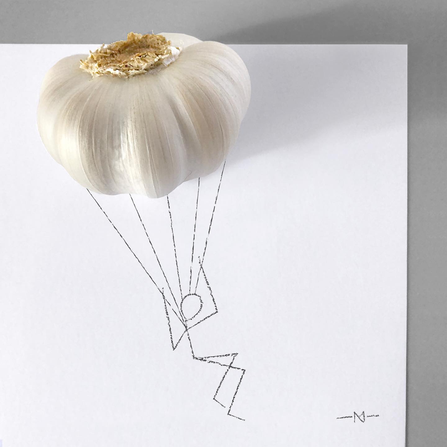 10 Mesmerizing Arts Combining Drawings with Everyday Objects - WOWPARROT