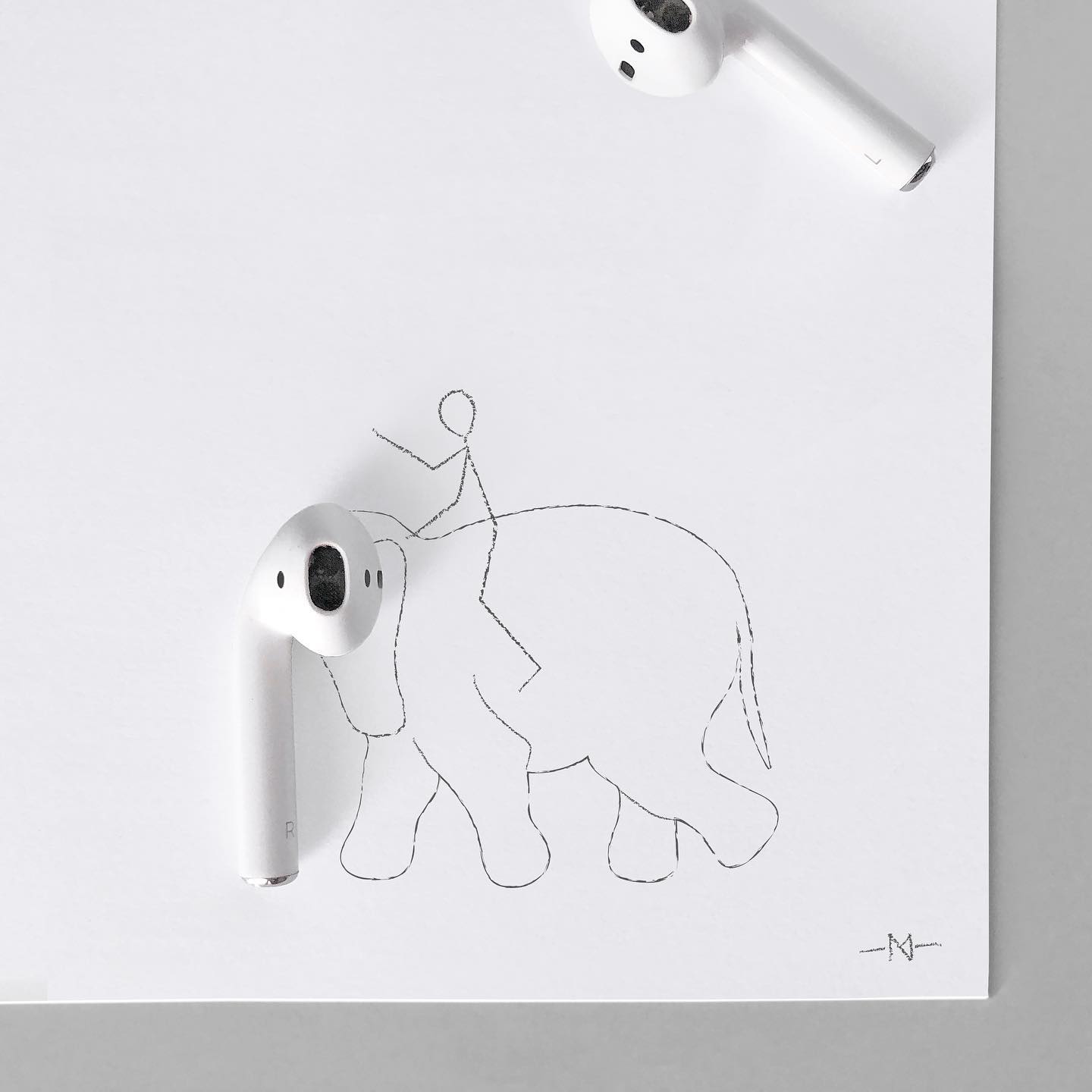 10 Mesmerizing Arts Combining Drawings with Everyday Objects - WOWPARROT